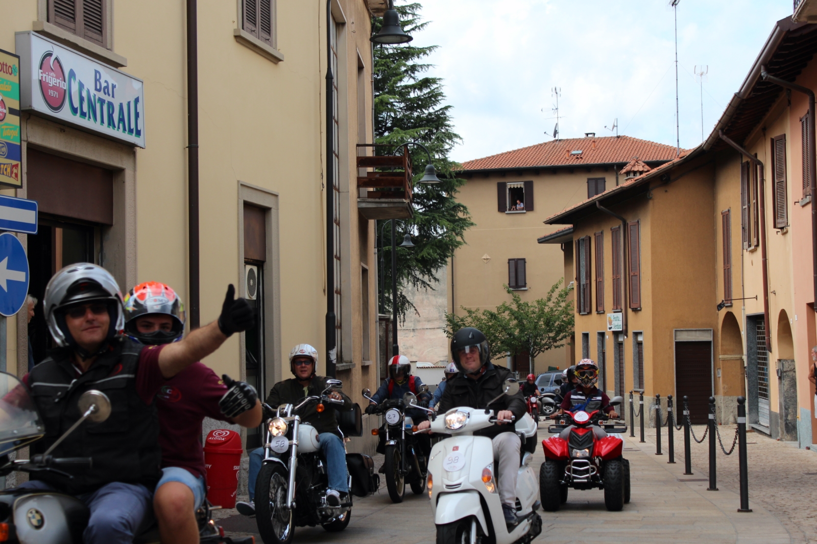 MCB - Moto Club Brianza: Terzo Raduno MCB - Le prime foto